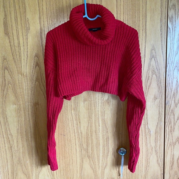 Sweaters | Medium Beautiful Red Turtle Neck Crop Top | Poshmark